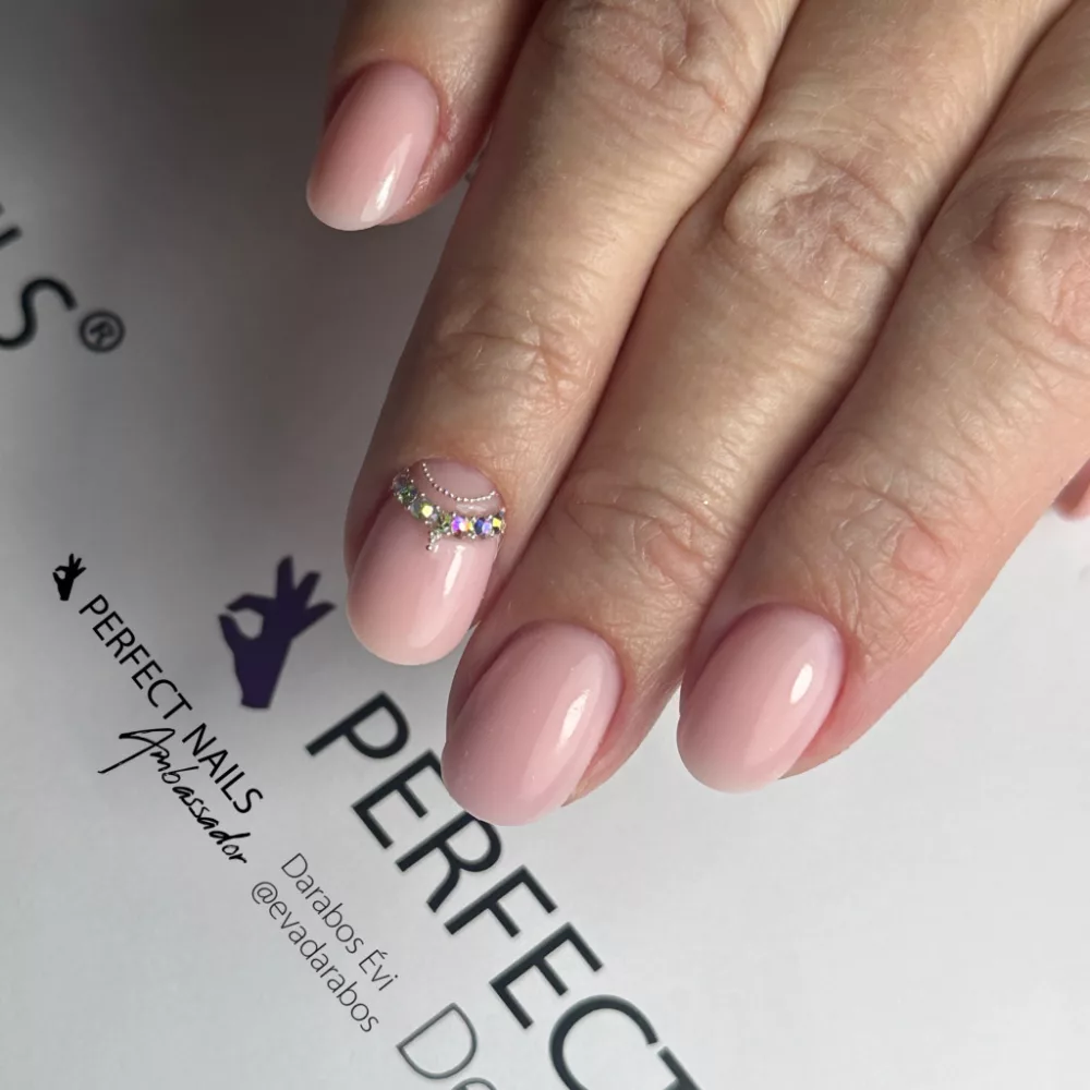 Hema Free Elastic Cover Base Gel - Blossom - 15ml | Perfect Nails | CEN